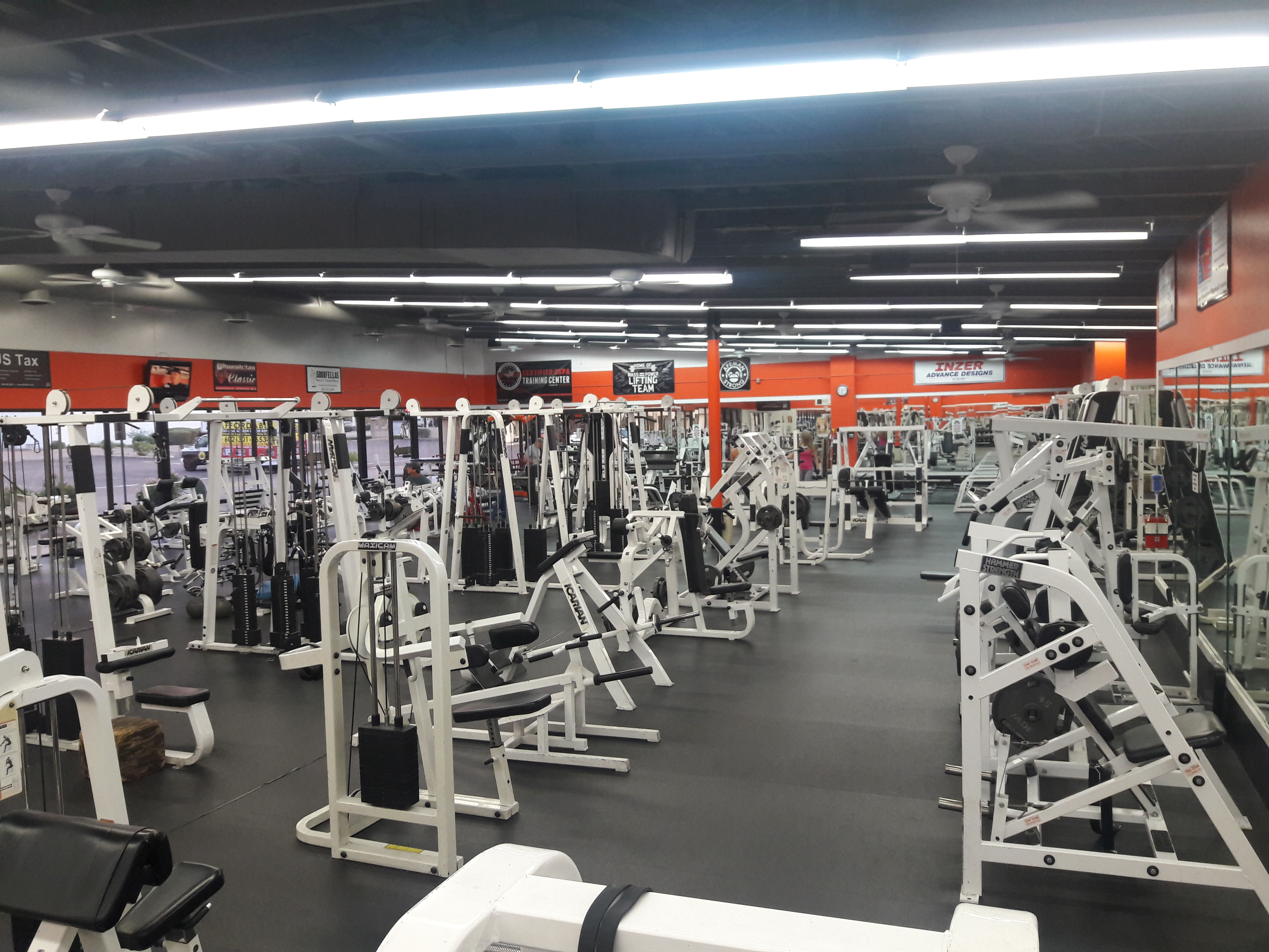 Gym Amenities | Fit 1 Gym AZ